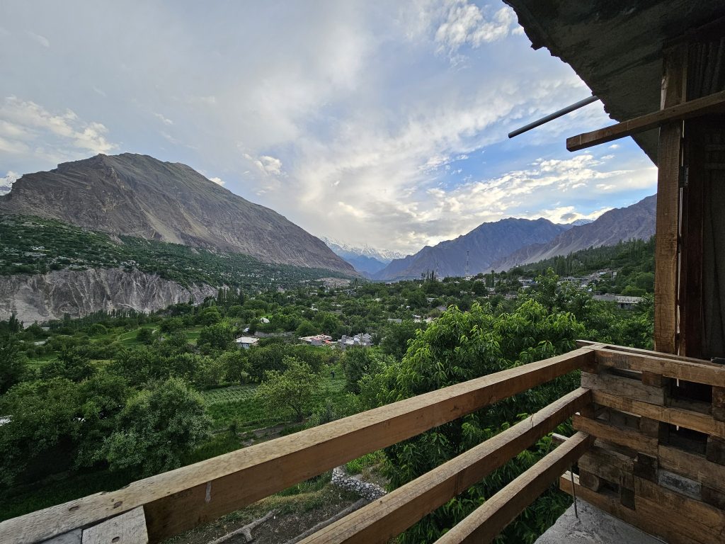 Top 10+ Places to Visit in Pakistan | Best Things to Do
